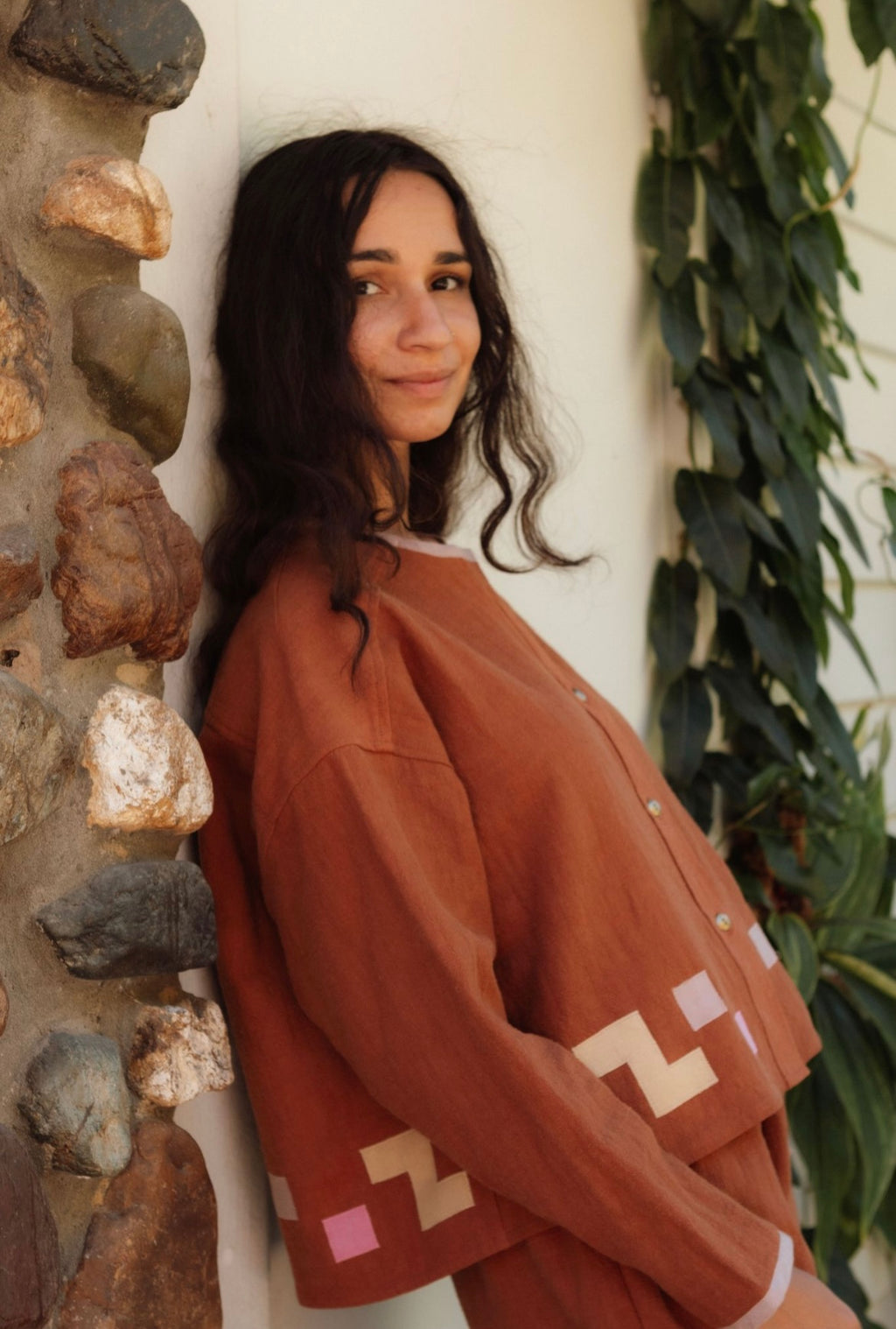 Tierra Geo Shirt in Umber – AESTAS